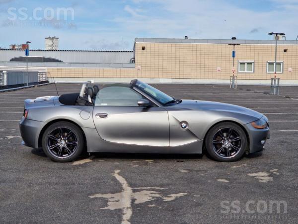 Pelēks BMW Z4 2003 Rīga, ar dzinēja tilpumu 2.50 L un nobraukumu 246 tūkst. km par 7990 €, foto 2 vietnē AUTOMOTO.COM.LV