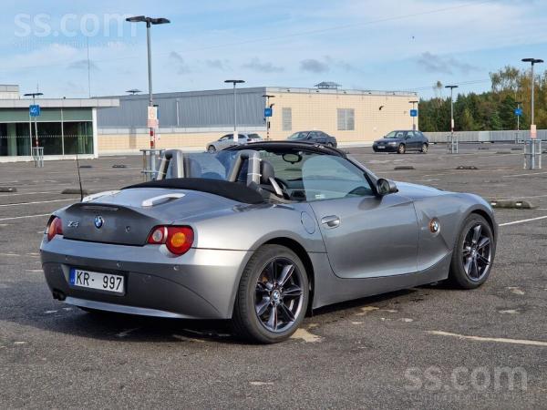 Pelēks BMW Z4 2003 Rīga, ar dzinēja tilpumu 2.50 L un nobraukumu 246 tūkst. km par 7990 €, foto 3 vietnē AUTOMOTO.COM.LV