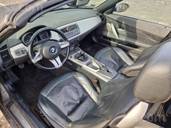 Pelēks BMW Z4 2003 Rīga, ar dzinēja tilpumu 2.50 L un nobraukumu 246 tūkst. km par 7990 €, foto 10 vietnē AUTOMOTO.COM.LV