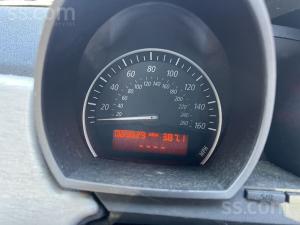 Grey BMW Z4 2003 in Riga, with an engine capacity of 3.00 L and mileage of 104 thousand km for 5000 €, photo 10 on AUTOMOTO.COM.LV