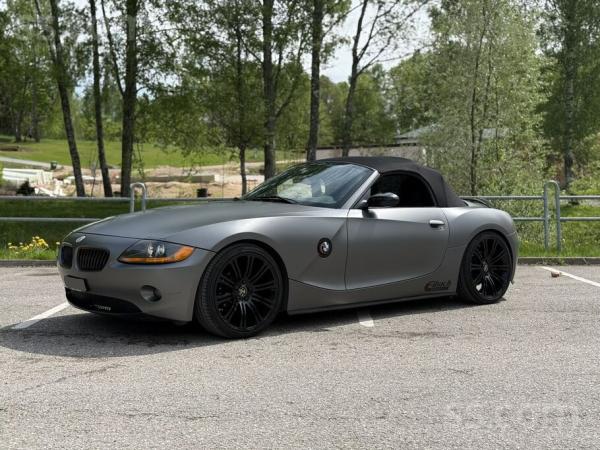 Pelēks BMW Z4 2003 Rīga, ar dzinēja tilpumu 2.50 L un nobraukumu 209 tūkst. km par 6750 €, foto 1 vietnē AUTOMOTO.COM.LV