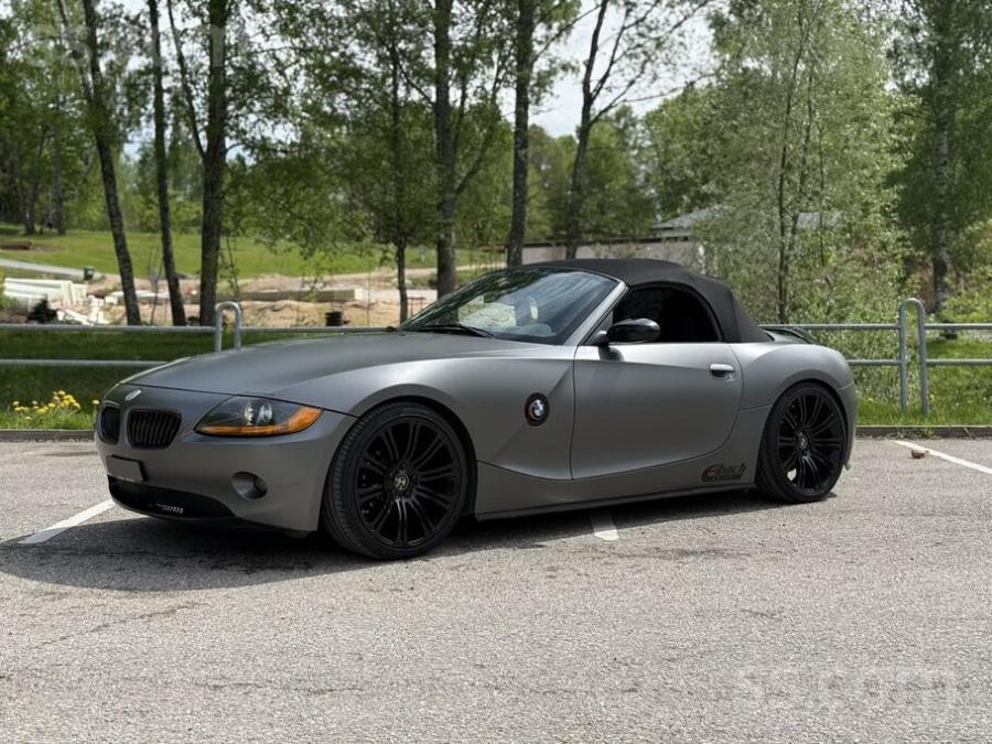 Pelēks BMW Z4 2003 Rīga, ar dzinēja tilpumu 2.50 L un nobraukumu 209 tūkst. km par 6750 €, foto 1 vietnē AUTOMOTO.COM.LV