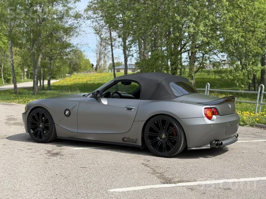 Pelēks BMW Z4 2003 Rīga, ar dzinēja tilpumu 2.50 L un nobraukumu 209 tūkst. km par 6750 €, foto 3 vietnē AUTOMOTO.COM.LV