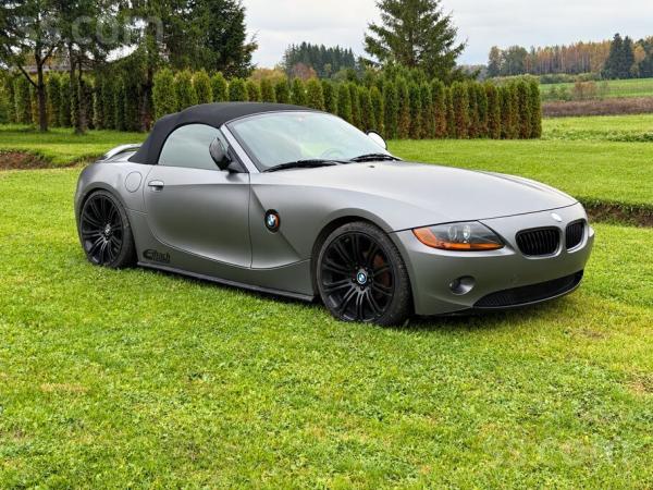 Pelēks BMW Z4 2003 Rīga, ar dzinēja tilpumu 2.50 L un nobraukumu 208 tūkst. km par 5850 €, foto 3 vietnē AUTOMOTO.COM.LV