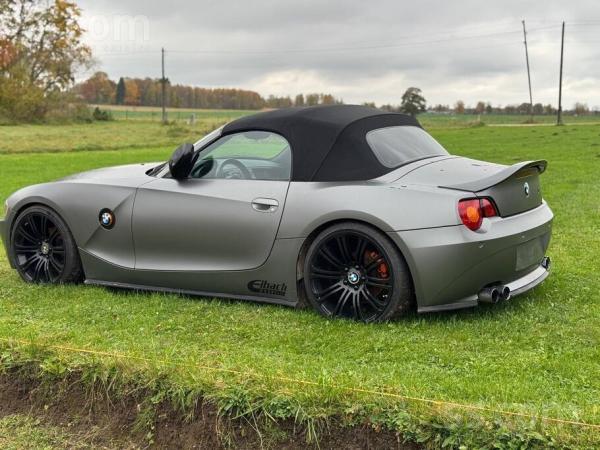Grey BMW Z4 2003 in Riga, with an engine capacity of 2.50 L and mileage of 208 thousand km for 5000 €, photo 6 on AUTOMOTO.COM.LV