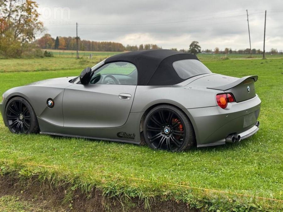 Grey BMW Z4 2003 in Riga, with an engine capacity of 2.50 L and mileage of 208 thousand km for 5000 €, photo 6 on AUTOMOTO.COM.LV
