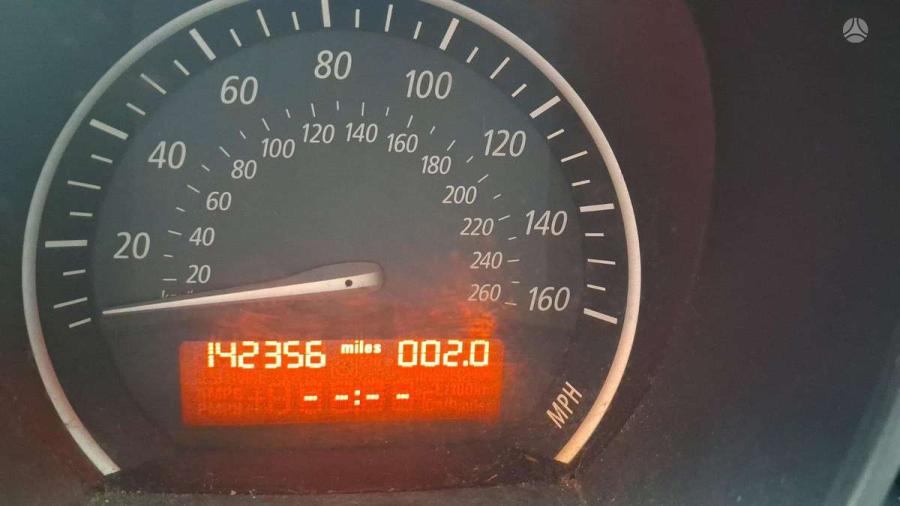 Pelēks BMW Z4 2005 Šauļi, ar dzinēja tilpumu 2.50 L un nobraukumu 142 tūkst. km par 2600 €, foto 12 vietnē AUTOMOTO.COM.LV
