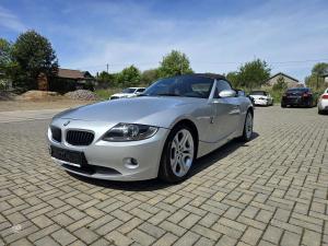 Pelēks BMW Z4 2005 Kauņa, ar dzinēja tilpumu 2.49 L un nobraukumu 220 tūkst. km par 7700 €, foto  vietnē AUTOMOTO.COM.LV