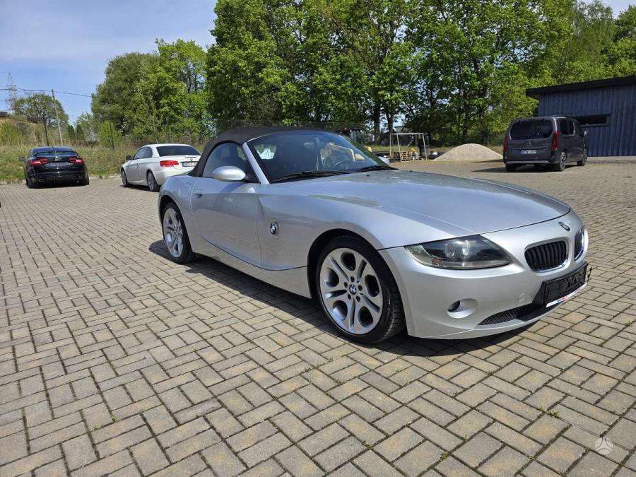 Pelēks BMW Z4 2005 Kauņa, ar dzinēja tilpumu 2.49 L un nobraukumu 220 tūkst. km par 7700 €, foto 5 vietnē AUTOMOTO.COM.LV