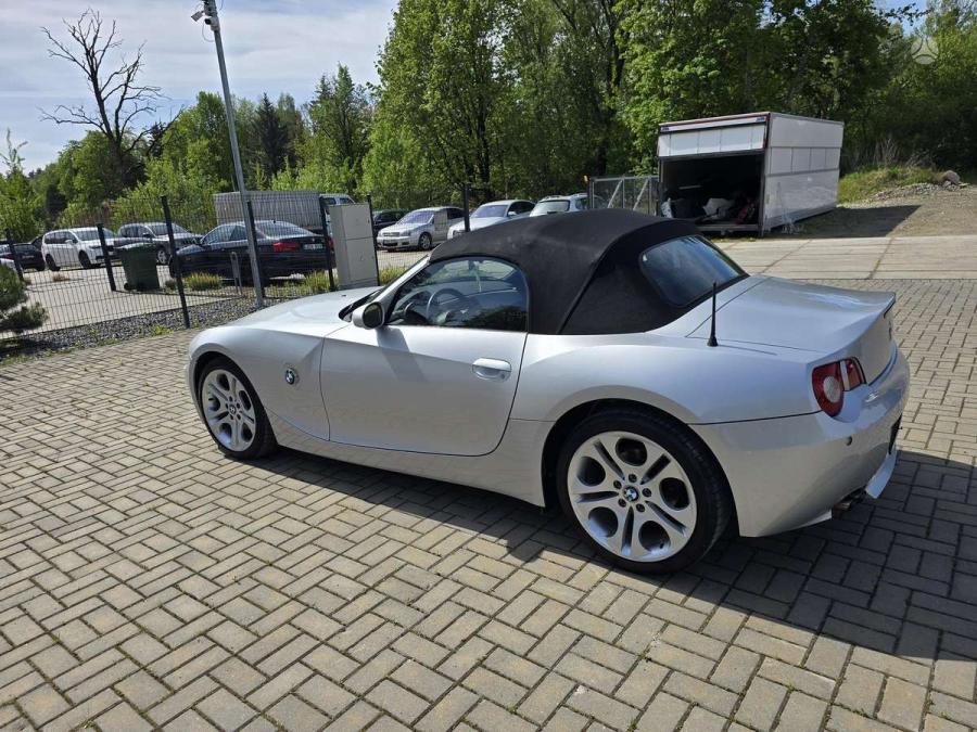 Pelēks BMW Z4 2005 Kauņa, ar dzinēja tilpumu 2.49 L un nobraukumu 220 tūkst. km par 7700 €, foto 7 vietnē AUTOMOTO.COM.LV