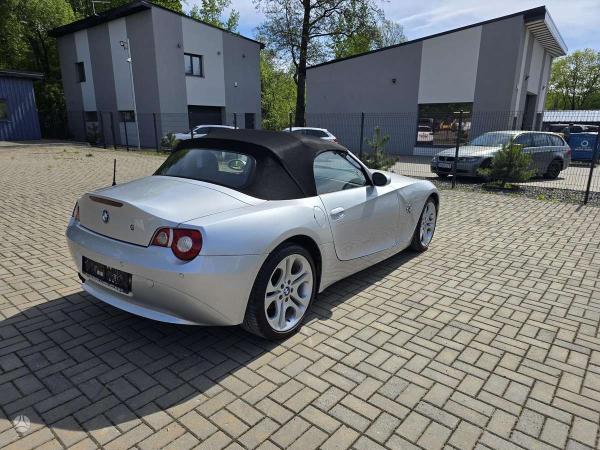 Grey BMW Z4 2005 in Kaunas, with an engine capacity of 2.49 L and mileage of 220 thousand km for 7700 €, photo 8 on AUTOMOTO.COM.LV