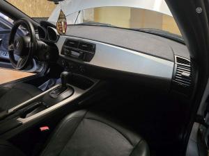 Pelēks BMW Z4 2005 Kauņa, ar dzinēja tilpumu 2.49 L un nobraukumu 220 tūkst. km par 7700 €, foto 16 vietnē AUTOMOTO.COM.LV