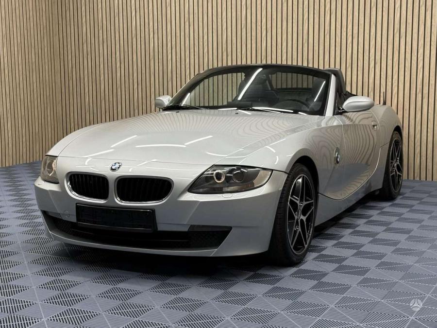 Pelēks BMW Z4 2007 Marijampole, ar dzinēja tilpumu 2.50 L un nobraukumu 210 tūkst. km par 7999 €, foto 6 vietnē AUTOMOTO.COM.LV