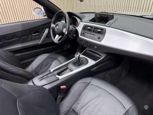 Pelēks BMW Z4 2007 Marijampole, ar dzinēja tilpumu 2.50 L un nobraukumu 210 tūkst. km par 7999 €, foto 28 vietnē AUTOMOTO.COM.LV