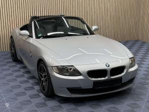 Pelēks BMW Z4 2007 Marijampole, ar dzinēja tilpumu 2.50 L un nobraukumu 210 tūkst. km par 7999 €, foto 32 vietnē AUTOMOTO.COM.LV