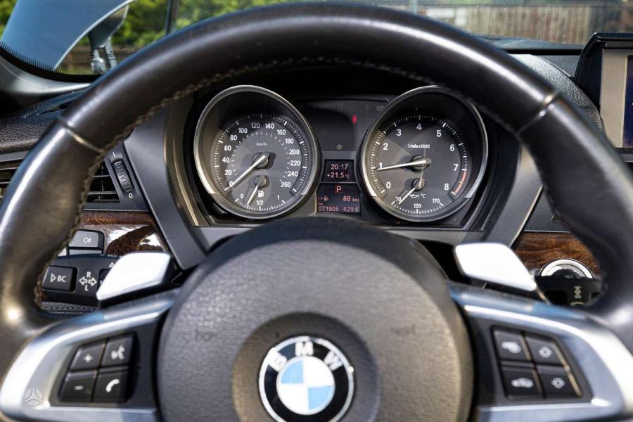 Pelēks BMW Z4 2011 Viļņa, ar dzinēja tilpumu 3.00 L un nobraukumu 72 tūkst. km par 15900 €, foto 14 vietnē AUTOMOTO.COM.LV
