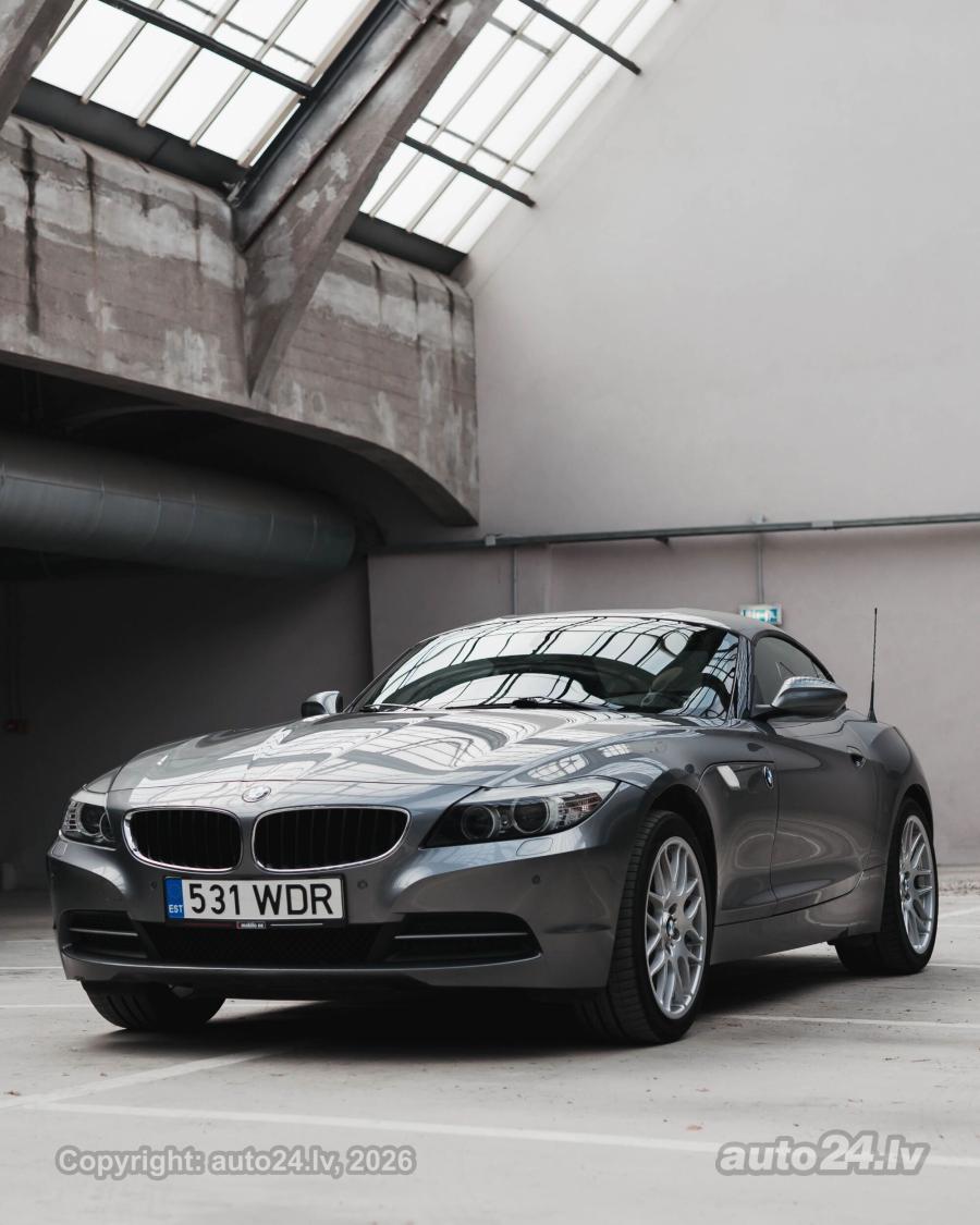 Pelēks BMW Z4 2011 Tallina, ar dzinēja tilpumu 2.50 L un nobraukumu 132 tūkst. km par 20000 €, foto 4 vietnē AUTOMOTO.COM.LV