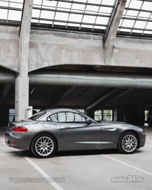 Pelēks BMW Z4 2011 Tallina, ar dzinēja tilpumu 2.50 L un nobraukumu 132 tūkst. km par 20000 €, foto 9 vietnē AUTOMOTO.COM.LV