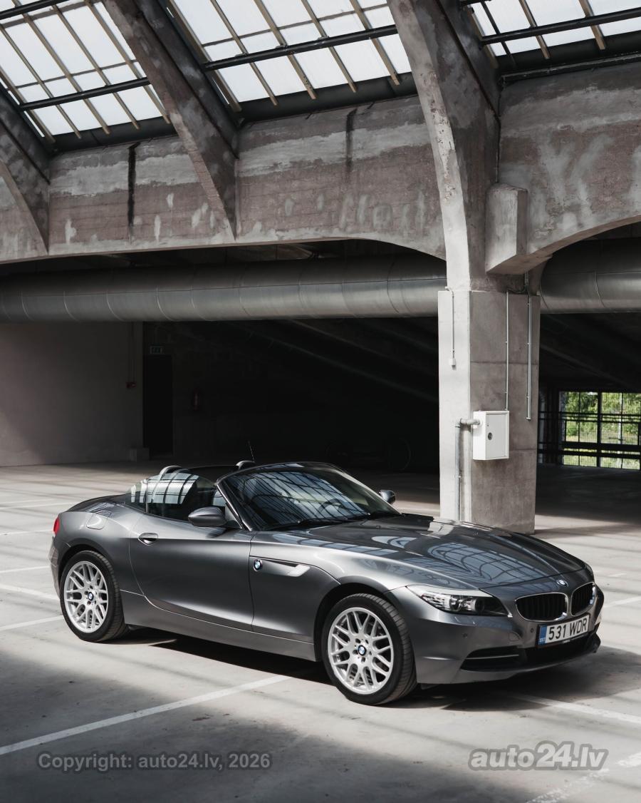 Pelēks BMW Z4 2011 Tallina, ar dzinēja tilpumu 2.50 L un nobraukumu 132 tūkst. km par 20000 €, foto 16 vietnē AUTOMOTO.COM.LV