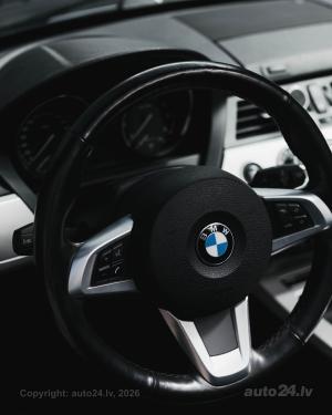 Pelēks BMW Z4 2011 Tallina, ar dzinēja tilpumu 2.50 L un nobraukumu 132 tūkst. km par 20000 €, foto 21 vietnē AUTOMOTO.COM.LV