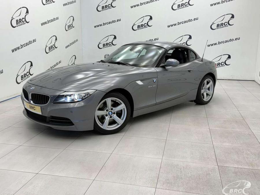Grey BMW Z4 2011 in Vilnius, with an engine capacity of 3.00 L and mileage of 75 thousand km for 16900 €, photo 1 on AUTOMOTO.COM.LV