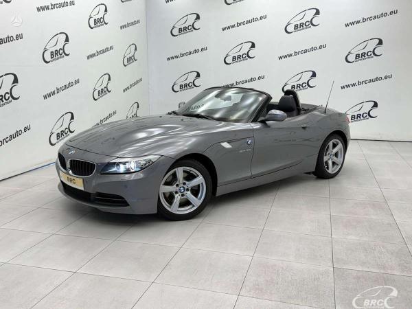 Pelēks BMW Z4 2011 Viļņa, ar dzinēja tilpumu 3.00 L un nobraukumu 75 tūkst. km par 16900 €, foto 4 vietnē AUTOMOTO.COM.LV