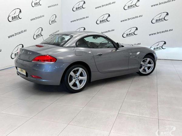Pelēks BMW Z4 2011 Viļņa, ar dzinēja tilpumu 3.00 L un nobraukumu 75 tūkst. km par 16900 €, foto 5 vietnē AUTOMOTO.COM.LV