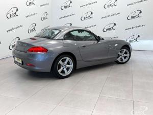 Grey BMW Z4 2011 in Vilnius, with an engine capacity of 3.00 L and mileage of 75 thousand km for 16900 €, photo 5 on AUTOMOTO.COM.LV