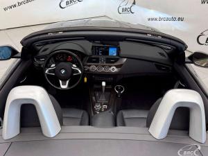 Grey BMW Z4 2011 in Vilnius, with an engine capacity of 3.00 L and mileage of 75 thousand km for 16900 €, photo 7 on AUTOMOTO.COM.LV