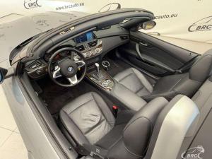 Grey BMW Z4 2011 in Vilnius, with an engine capacity of 3.00 L and mileage of 75 thousand km for 16900 €, photo 9 on AUTOMOTO.COM.LV
