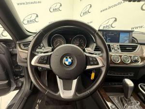 Grey BMW Z4 2011 in Vilnius, with an engine capacity of 3.00 L and mileage of 75 thousand km for 16900 €, photo 16 on AUTOMOTO.COM.LV