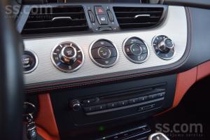 Orange BMW Z4 2014 in Riga, with an engine capacity of 2.00 L and mileage of 34 thousand km for 24900 €, photo 8 on AUTOMOTO.COM.LV