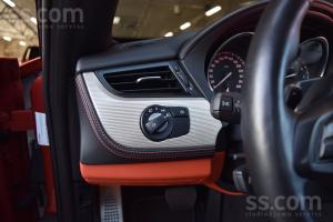 Orange BMW Z4 2014 in Riga, with an engine capacity of 2.00 L and mileage of 34 thousand km for 24900 €, photo 11 on AUTOMOTO.COM.LV