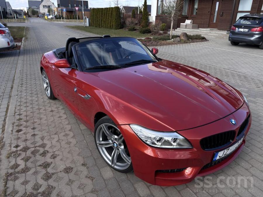 Orange BMW Z4 2014 in Riga, with an engine capacity of 2.00 L and mileage of 24 thousand km for 15200 €, photo 4 on AUTOMOTO.COM.LV