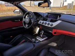 Orange BMW Z4 2014 in Riga, with an engine capacity of 2.00 L and mileage of 24 thousand km for 15200 €, photo 5 on AUTOMOTO.COM.LV