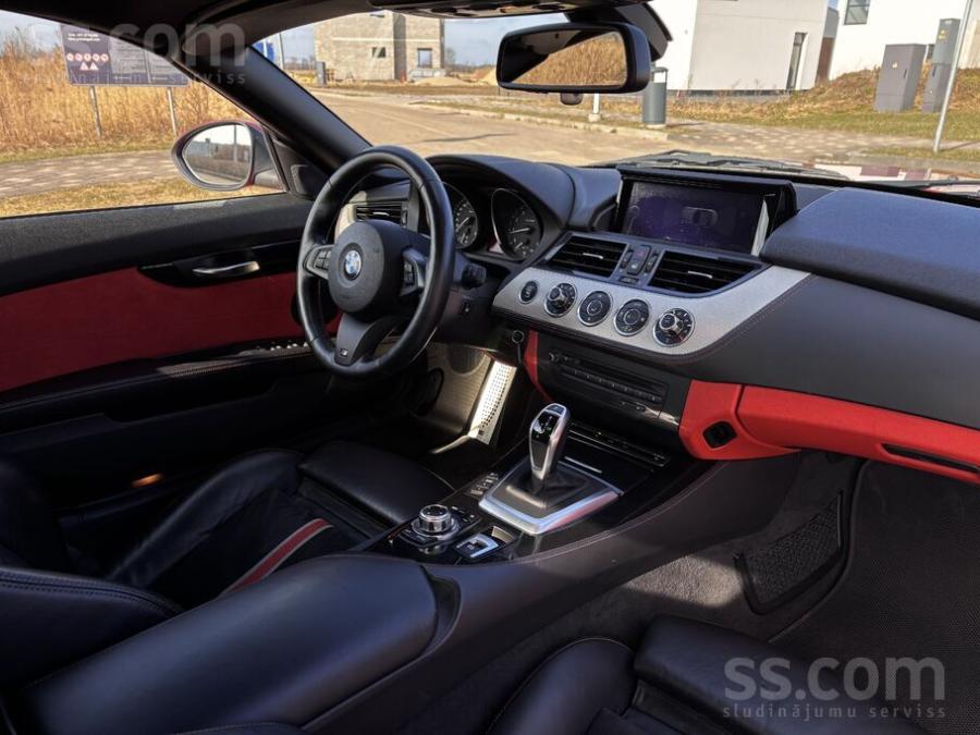 Orange BMW Z4 2014 in Riga, with an engine capacity of 2.00 L and mileage of 24 thousand km for 15200 €, photo 5 on AUTOMOTO.COM.LV