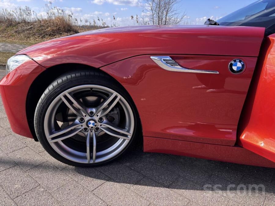 Orange BMW Z4 2014 in Riga, with an engine capacity of 2.00 L and mileage of 24 thousand km for 15200 €, photo 6 on AUTOMOTO.COM.LV