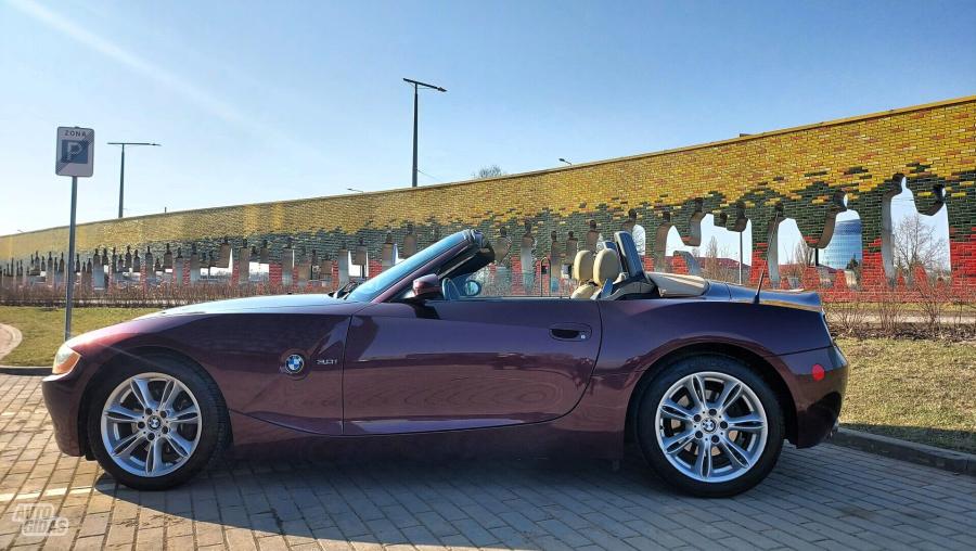 Sarkans BMW Z4 2003 Viļņa, ar dzinēja tilpumu 3.00 L un nobraukumu 126 tūkst. km par 9500 €, foto 7 vietnē AUTOMOTO.COM.LV