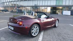 Sarkans BMW Z4 2003 Viļņa, ar dzinēja tilpumu 3.00 L un nobraukumu 126 tūkst. km par 9500 €, foto 11 vietnē AUTOMOTO.COM.LV