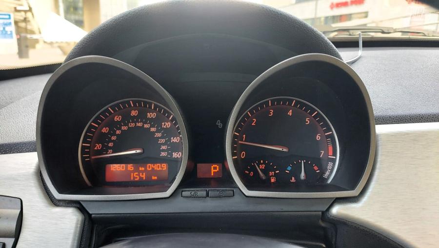 Sarkans BMW Z4 2003 Viļņa, ar dzinēja tilpumu 3.00 L un nobraukumu 126 tūkst. km par 9500 €, foto 22 vietnē AUTOMOTO.COM.LV