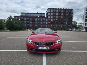 Red BMW Z4 2015 in Vilnius, with an engine capacity of 2.00 L and mileage of 111 thousand km for 14300 €, photo 6 on AUTOMOTO.COM.LV