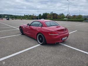 Red BMW Z4 2015 in Vilnius, with an engine capacity of 2.00 L and mileage of 111 thousand km for 14300 €, photo 9 on AUTOMOTO.COM.LV