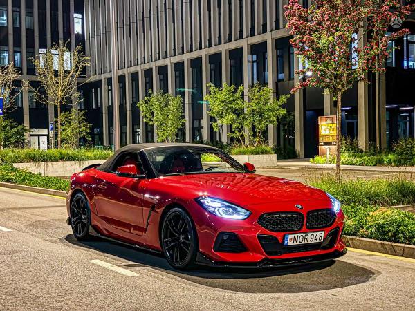 Sarkans BMW Z4 2019 Vievis, ar dzinēja tilpumu 2.00 L un nobraukumu 30 tūkst. km par 34000 €, foto 5 vietnē AUTOMOTO.COM.LV