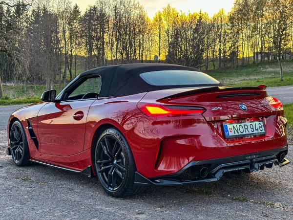 Sarkans BMW Z4 2019 Vievis, ar dzinēja tilpumu 2.00 L un nobraukumu 30 tūkst. km par 34000 €, foto 7 vietnē AUTOMOTO.COM.LV