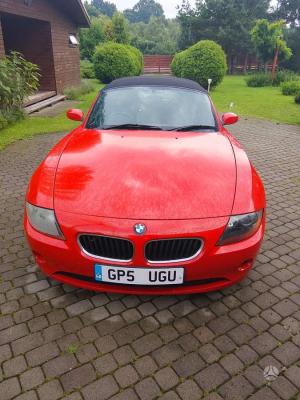 Sarkans BMW Z4 2004 Kauņa, ar dzinēja tilpumu 2.20 L un nobraukumu 137 tūkst. km par 3200 €, foto 3 vietnē AUTOMOTO.COM.LV