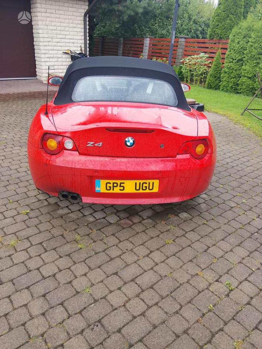 Sarkans BMW Z4 2004 Kauņa, ar dzinēja tilpumu 2.20 L un nobraukumu 137 tūkst. km par 3200 €, foto 7 vietnē AUTOMOTO.COM.LV