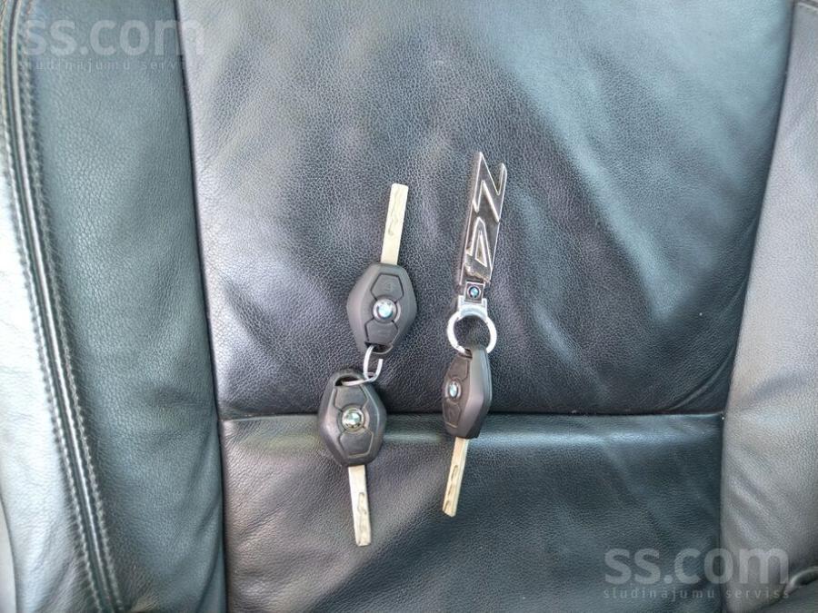 Violets BMW Z4 2004 Rīga, ar dzinēja tilpumu 2.20 L un nobraukumu 48 tūkst. km par 10500 €, foto 10 vietnē AUTOMOTO.COM.LV