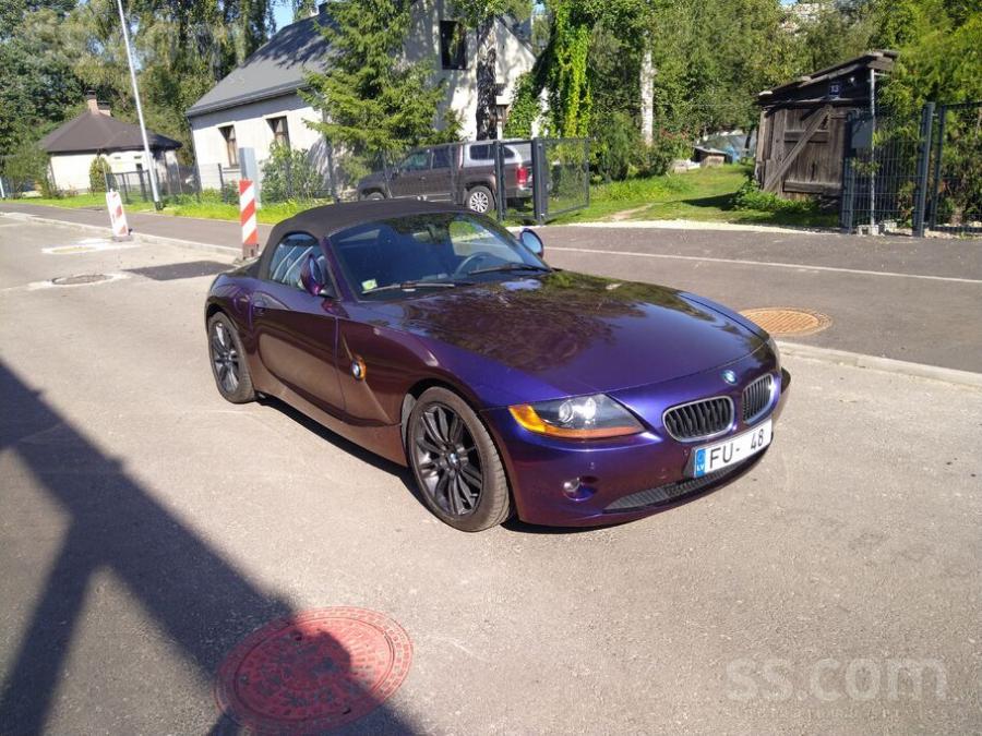 Violets BMW Z4 2004 Rīga, ar dzinēja tilpumu 2.20 L un nobraukumu 48 tūkst. km par 10500 €, foto 15 vietnē AUTOMOTO.COM.LV