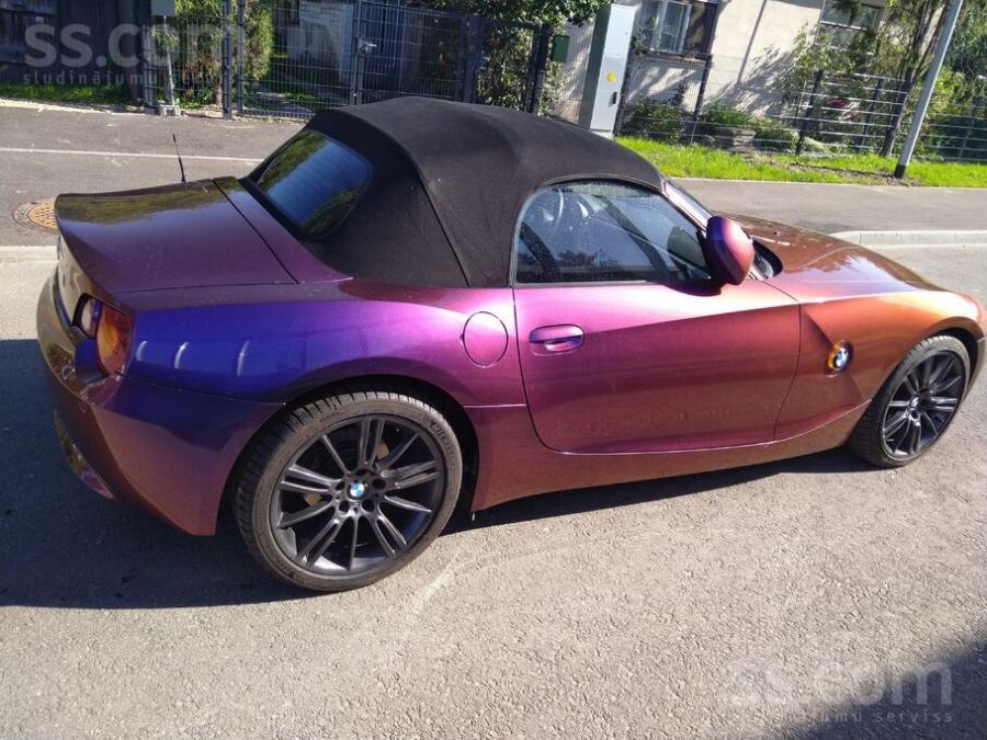 Violets BMW Z4 2004 Rīga, ar dzinēja tilpumu 2.20 L un nobraukumu 48 tūkst. km par 10500 €, foto 16 vietnē AUTOMOTO.COM.LV