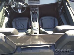 Violets BMW Z4 2004 Rīga, ar dzinēja tilpumu 2.20 L un nobraukumu 48 tūkst. km par 10500 €, foto 24 vietnē AUTOMOTO.COM.LV